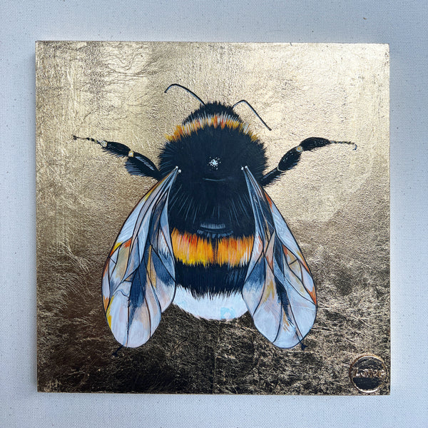 GOLD LEAF BEE 3/10 – Sophie Long